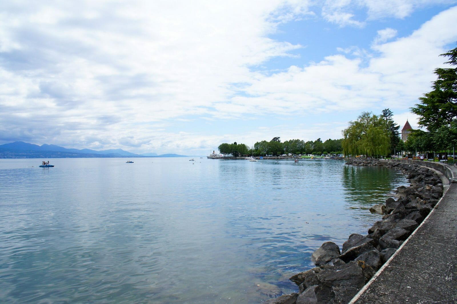 Things to do in Lausanne in a day, Geneva Lake - Switzerland