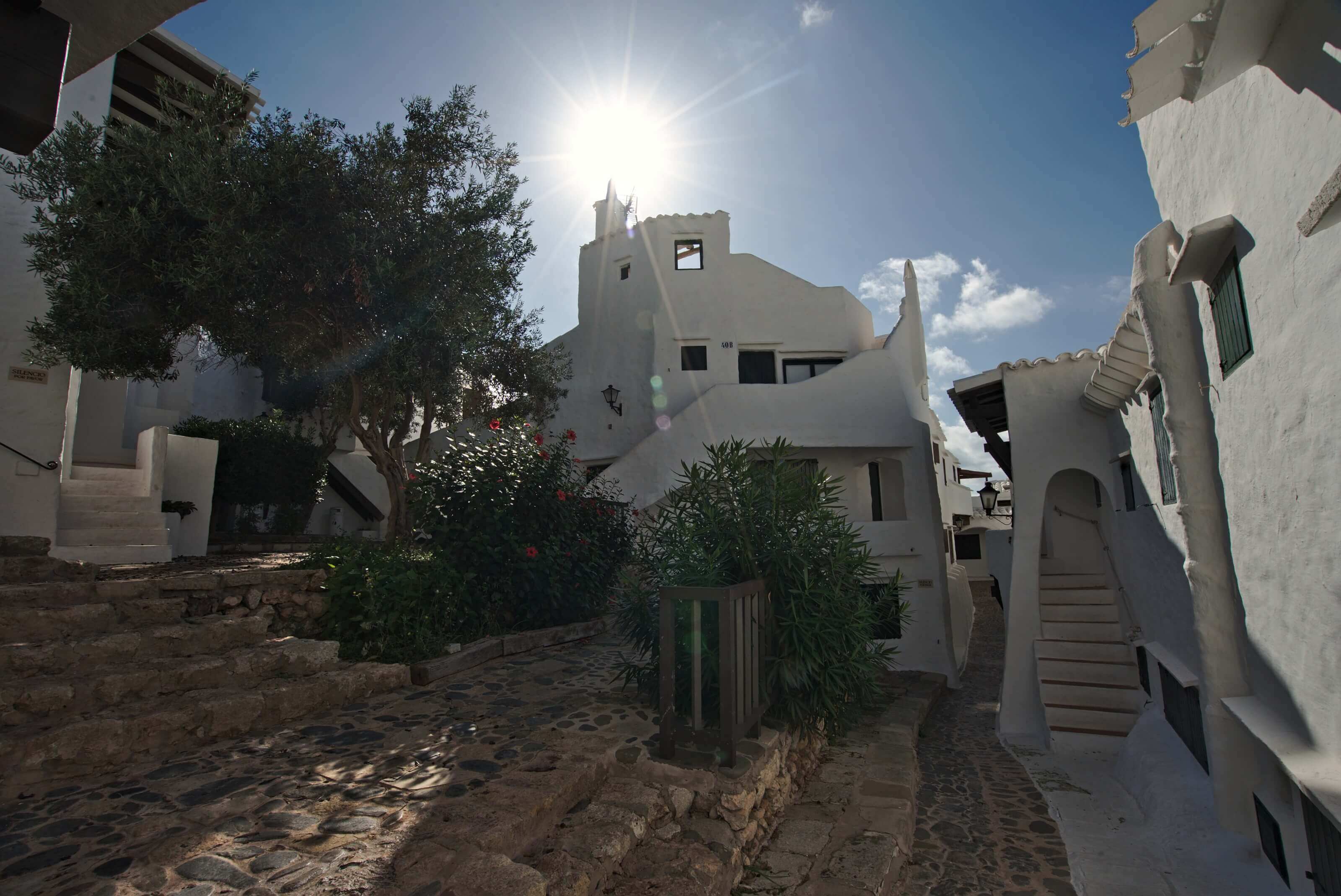 Menorca Roadtrip: why you should rent a car and go explore the island