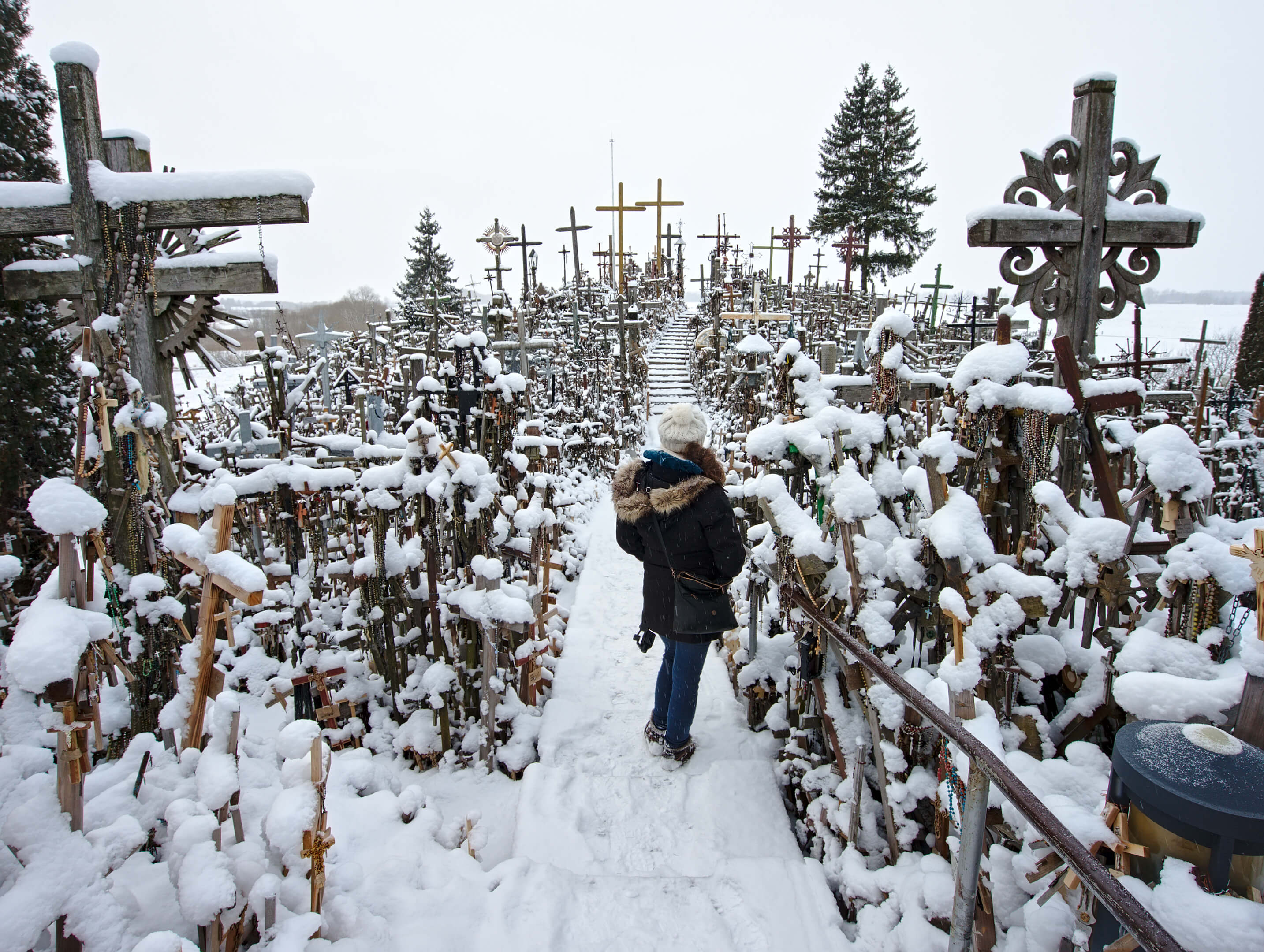 Our guide about how to visit the Hill of crosses in Lithuani