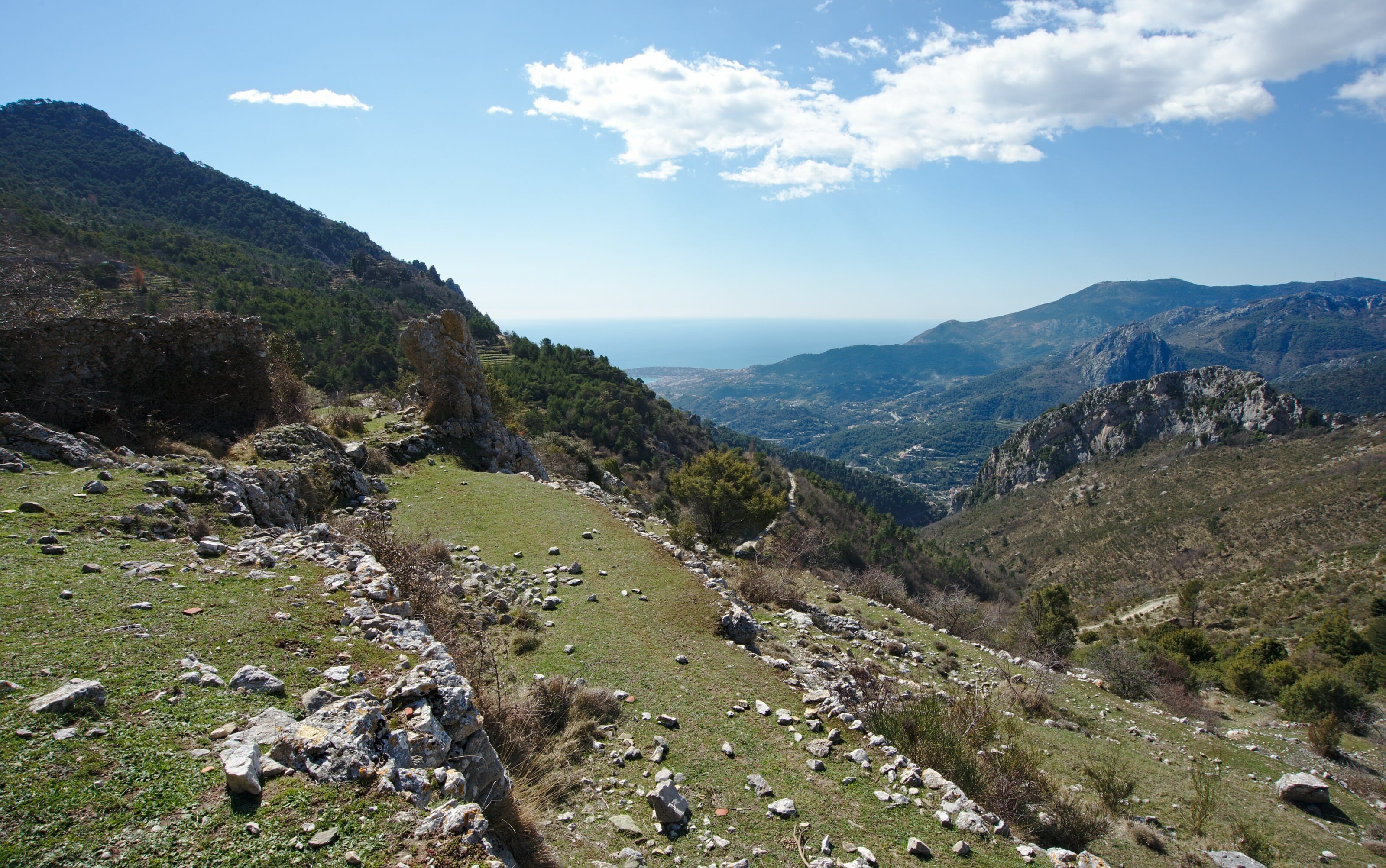 Castellar: a beautiful hike to the Ormea peak in the south of France