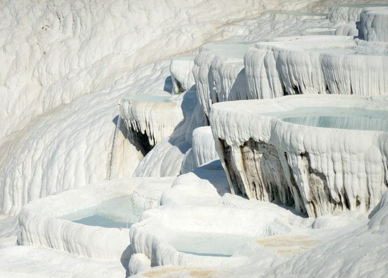 Pamukkale and Hierapolis - see the Cotton Castle without the crowd