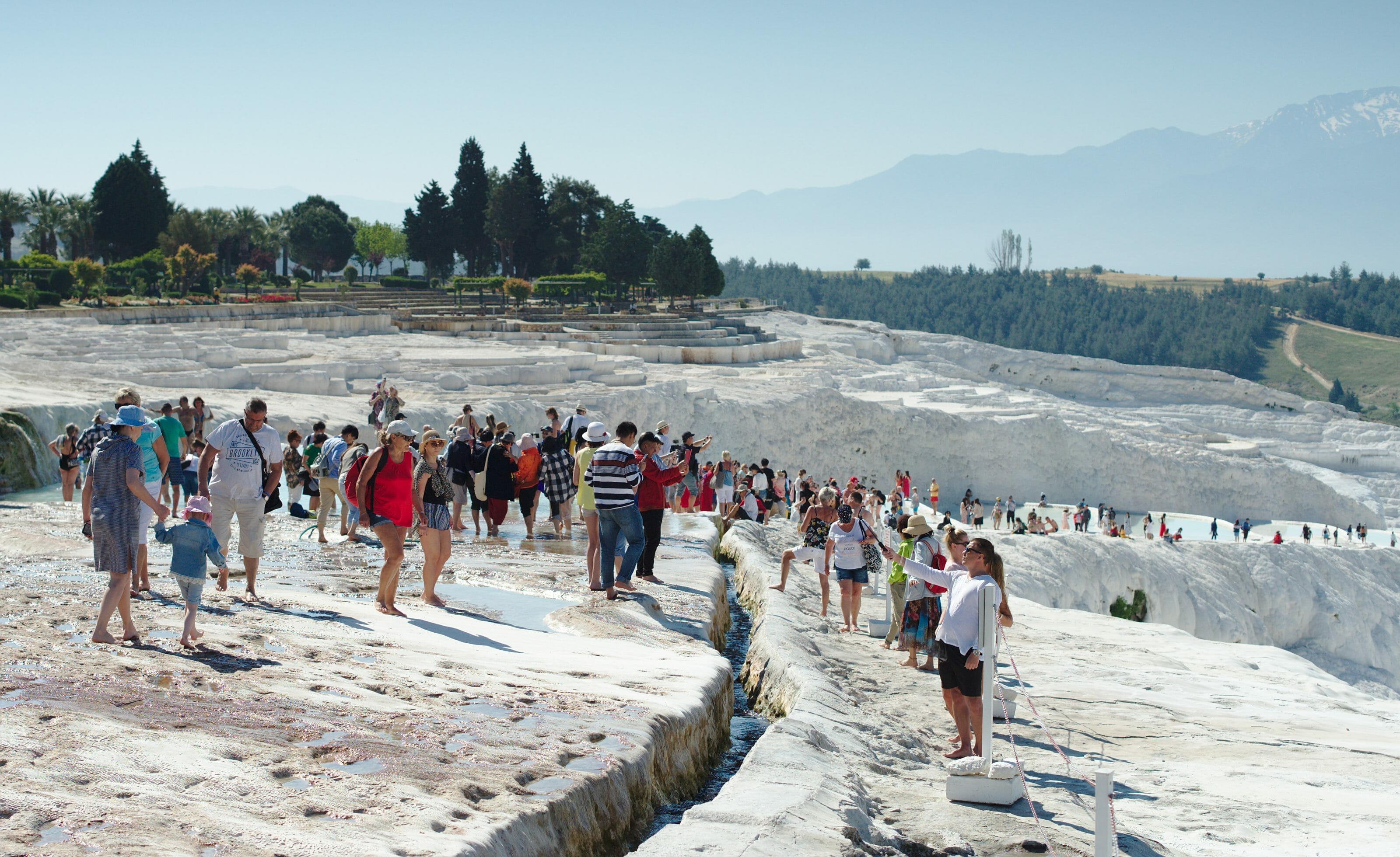Pamukkale and Hierapolis - see the Cotton Castle without the crowd