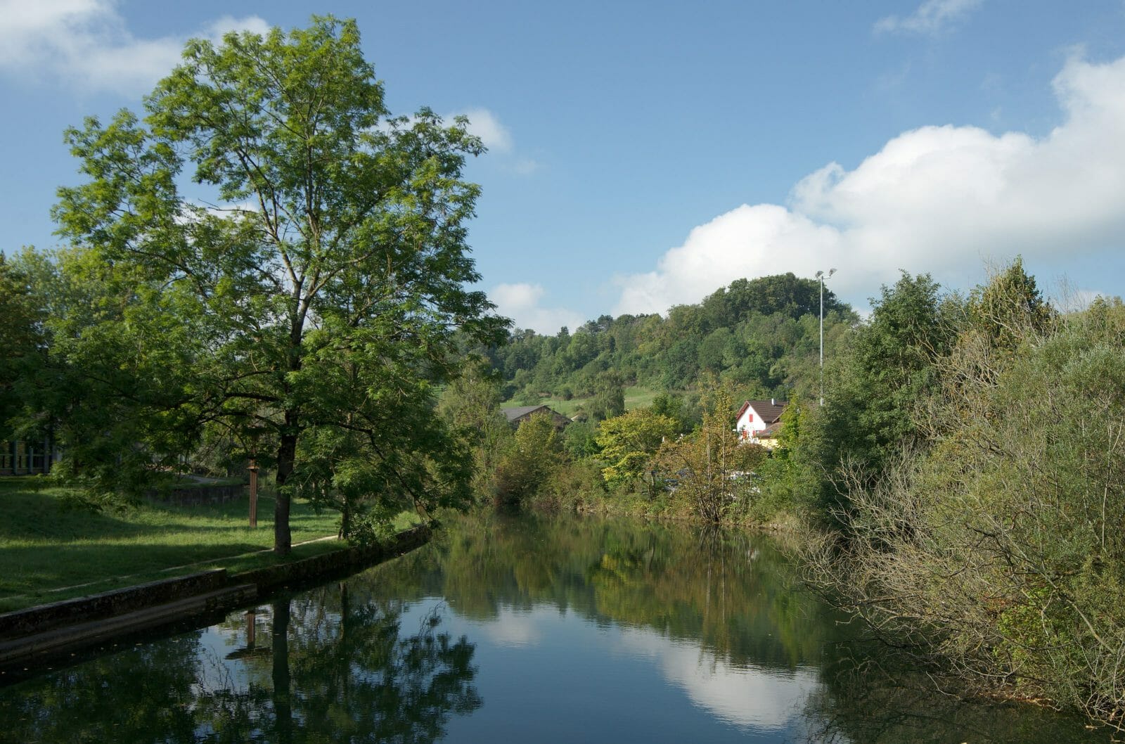 Visit of Vallorbe: the Orbe gorges, the caves and the Dent de Vaulion