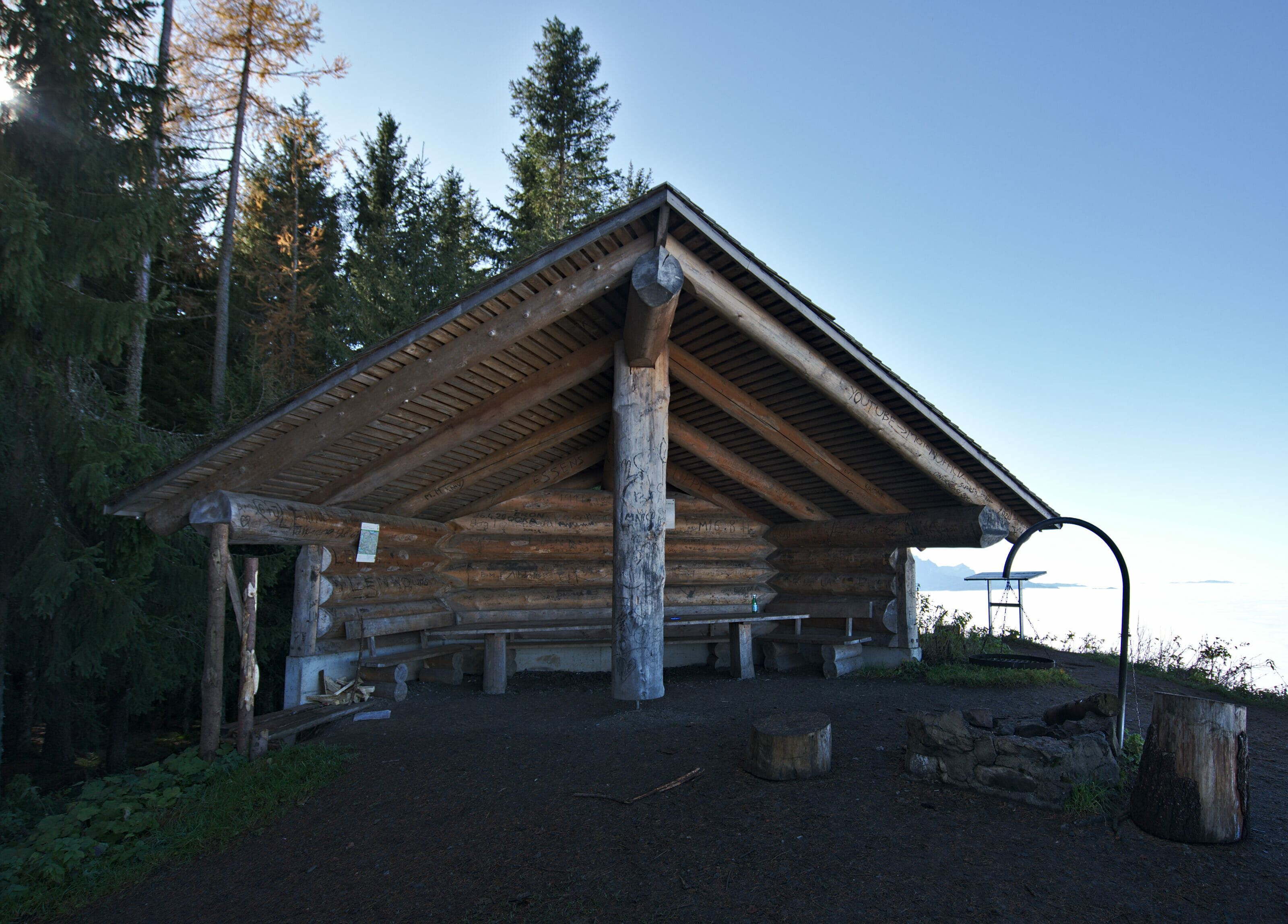 Hike to Mount Rigi: a panoramic trail of 16kms (map + gpx)