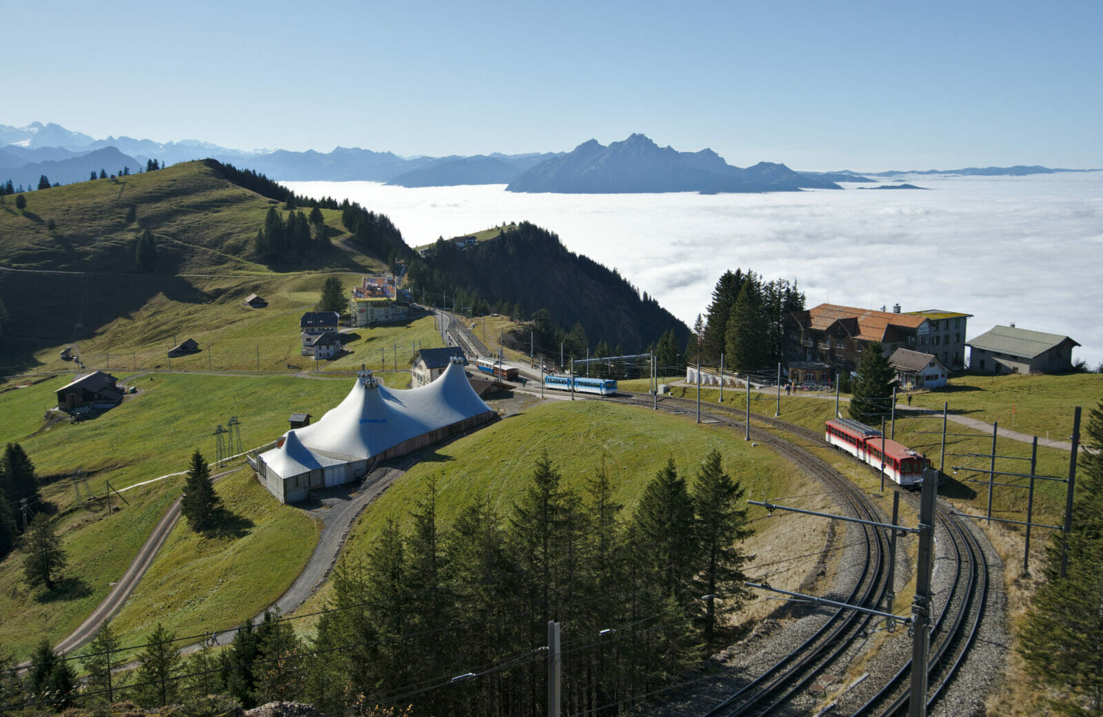 Hike to Mount Rigi: a panoramic trail of 16kms (map + gpx)