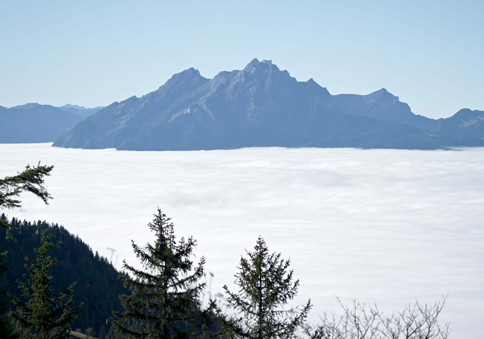 Randonnée au Mont Rigi: un itinéraire panoramique de 16kms