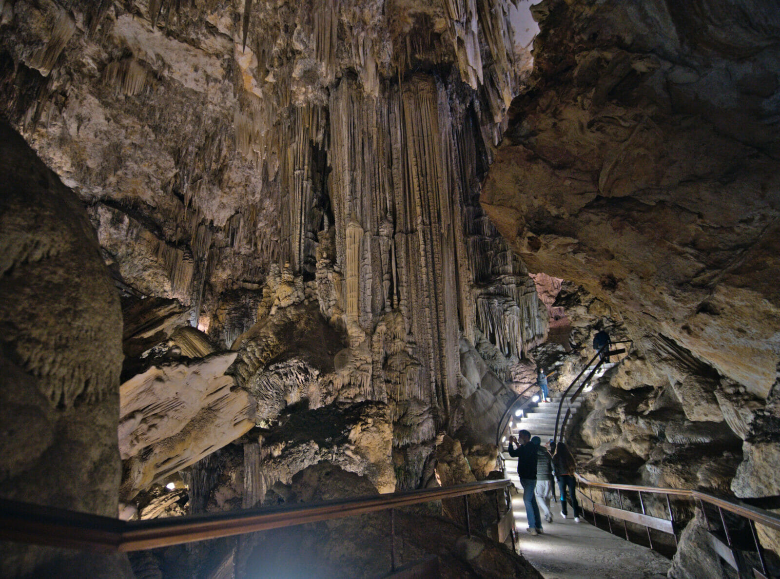Visiter les grottes de Nerja: notre guide complet