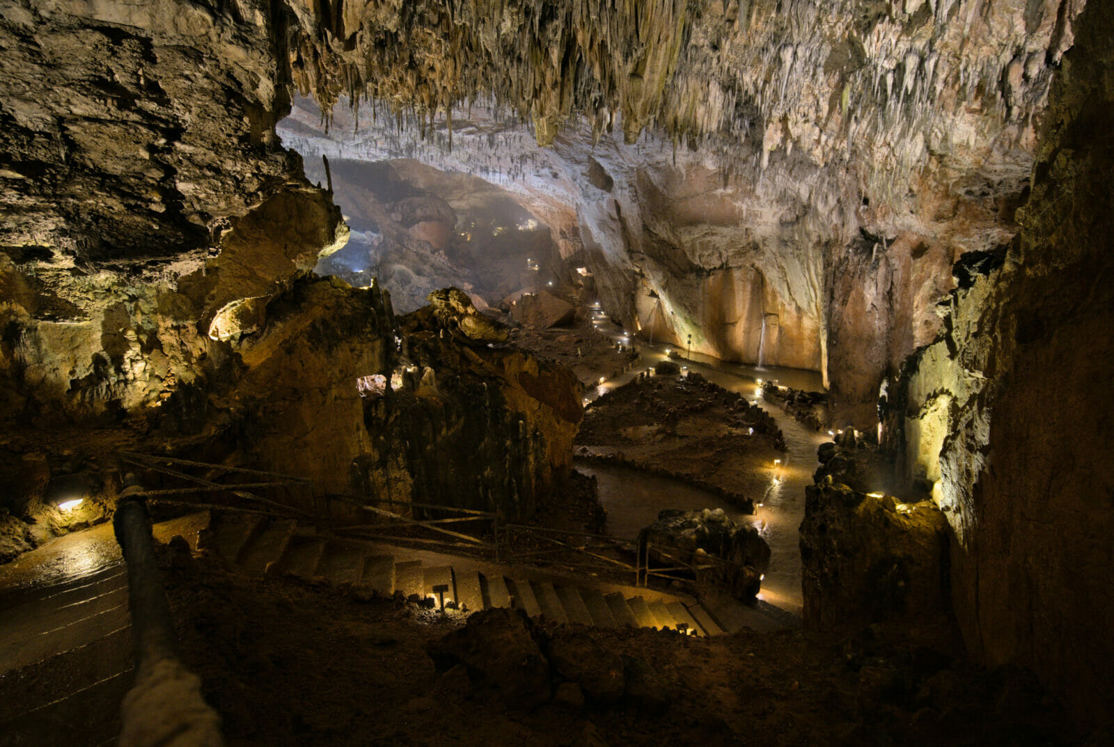 The Valporquero cave and the Riaño mountains in the north of León