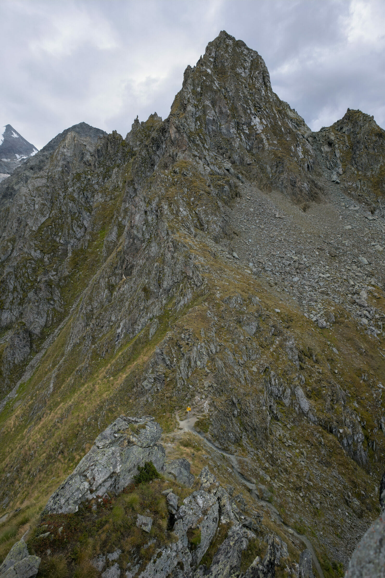 Randonnée à la cabane Panossière: glacier + passerelle de Corbassière