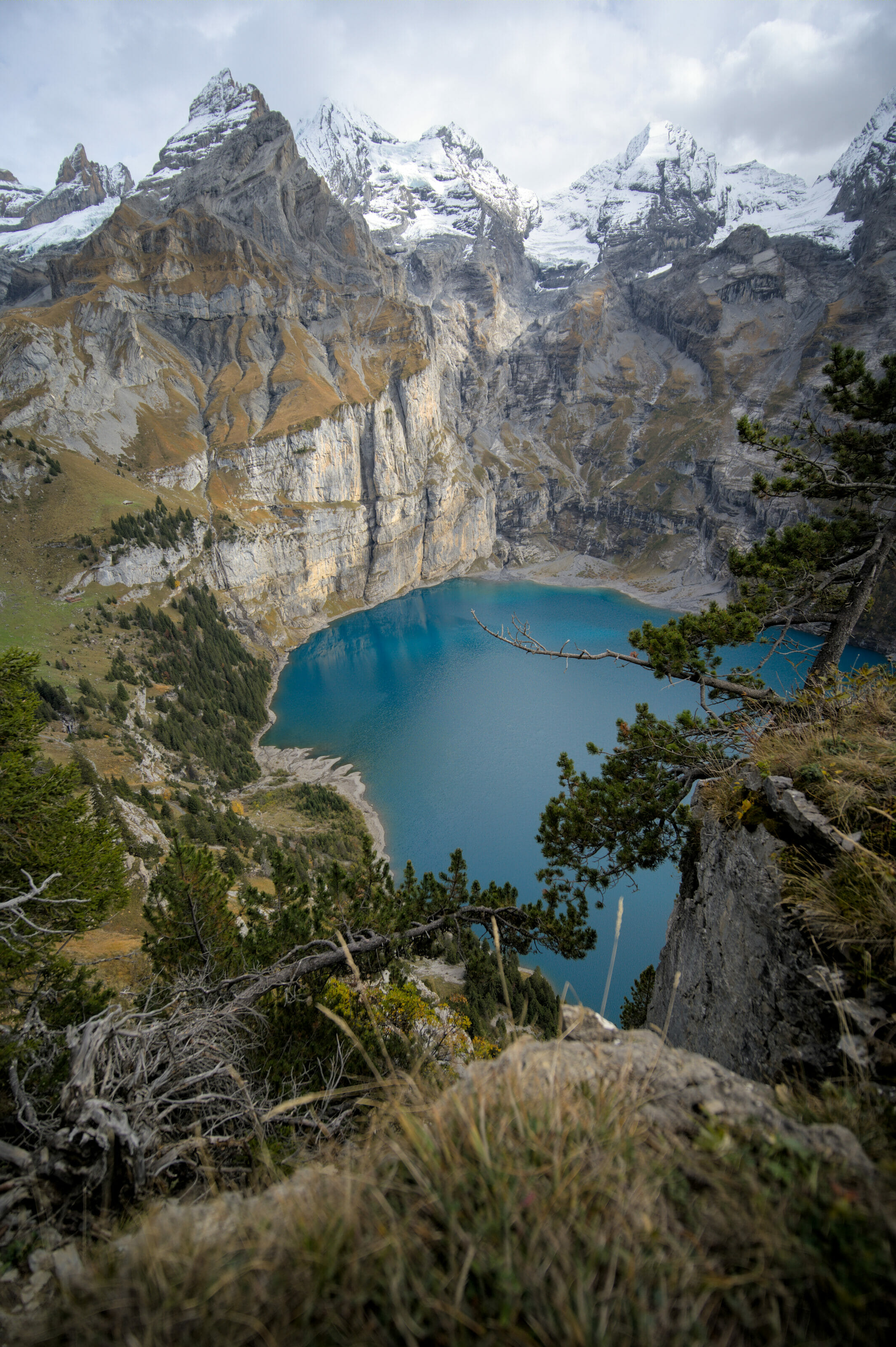 Randos au lac d'Oeschinen, un des plus beaux lacs de Suisse