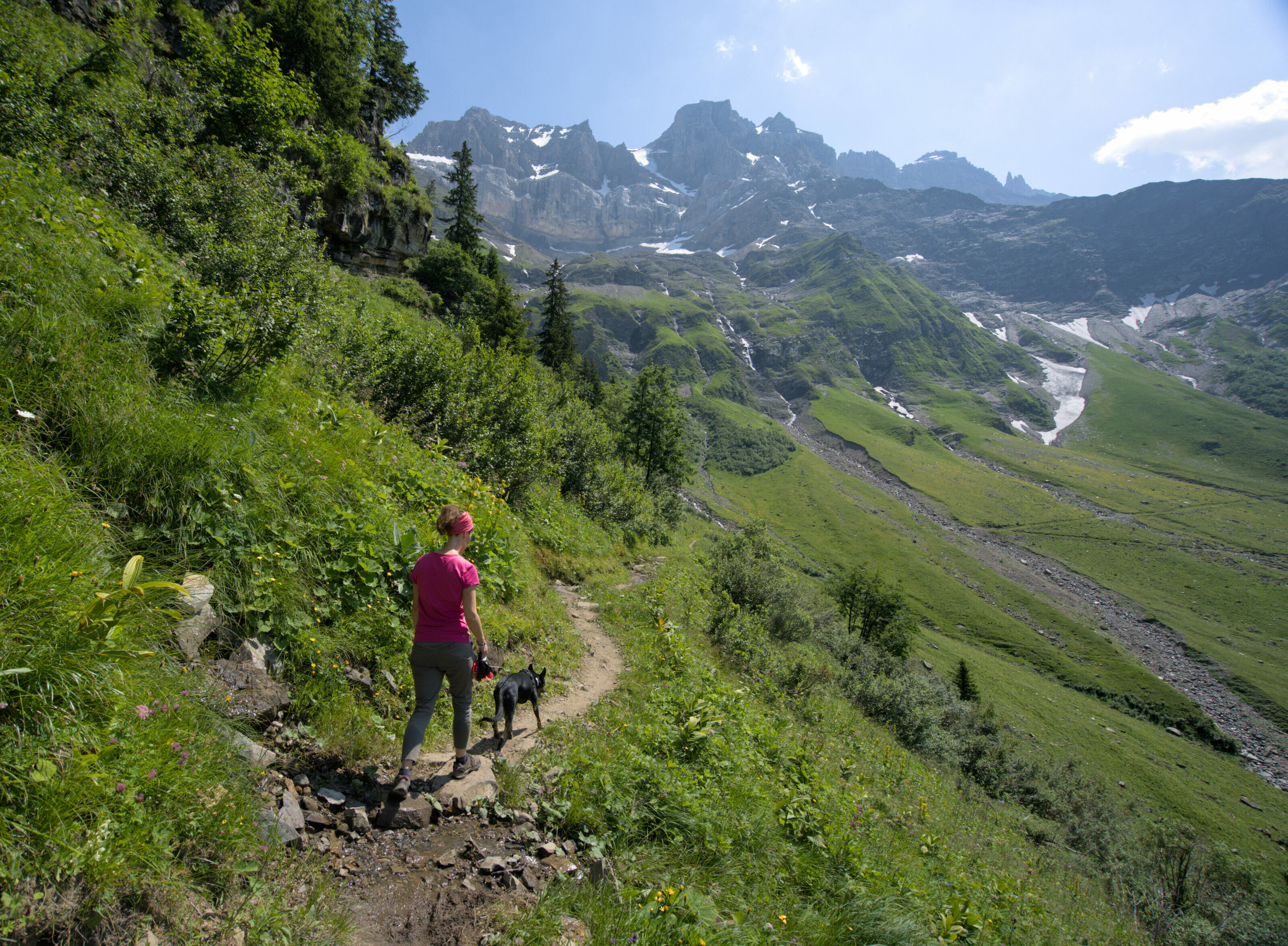 Lac de Soi: an easy hike to a unique mountain lake in Switzerland!