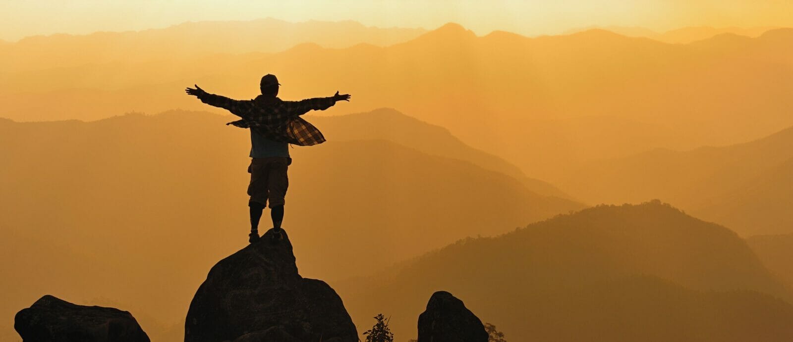 Leave everything behind and travel around the world!