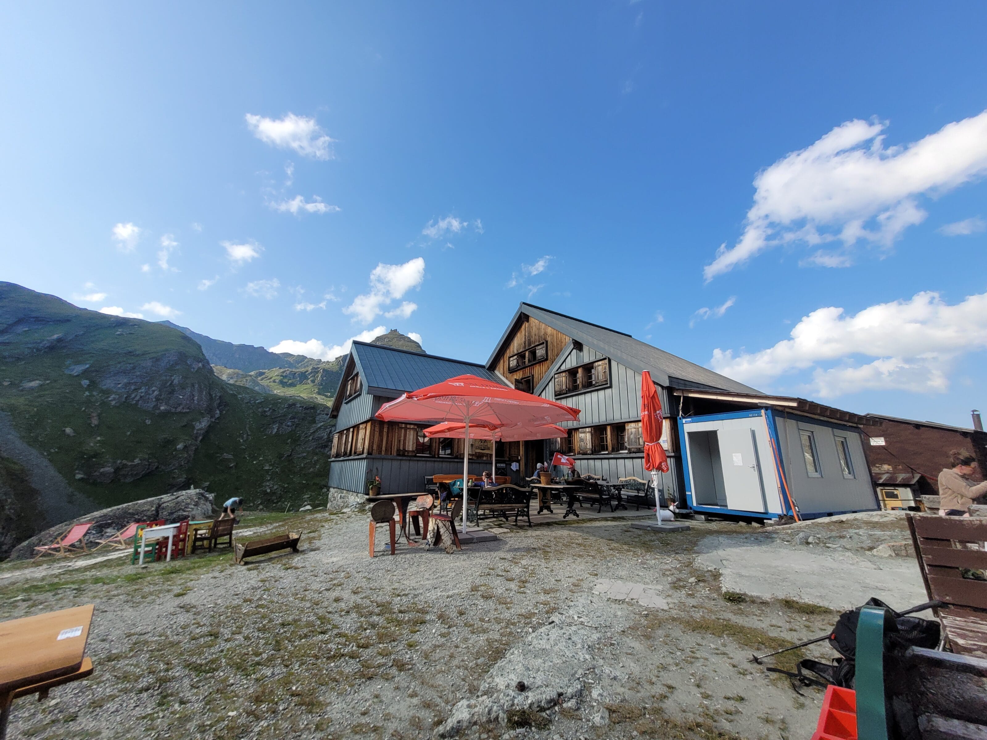Randonnée de la Grande Dixence à la cabane de Prafleuri
