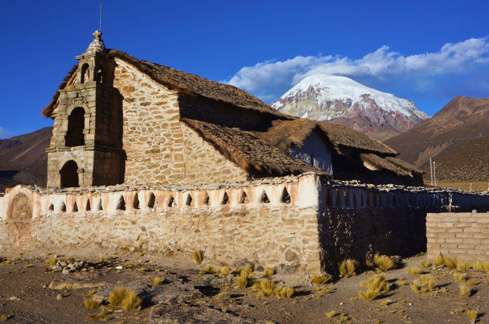The must-see Sajama and Lauca Parks between Bolivia and Chile!