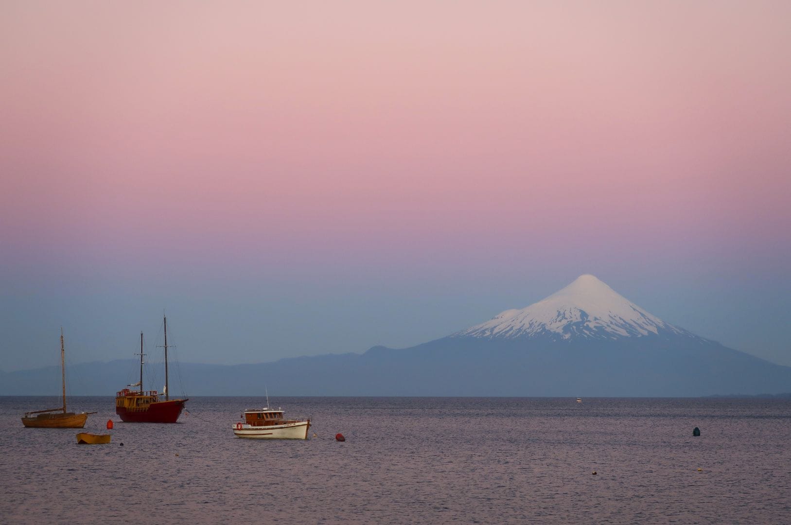 Chile and its volcanoes: our guide and selection of summits to climb