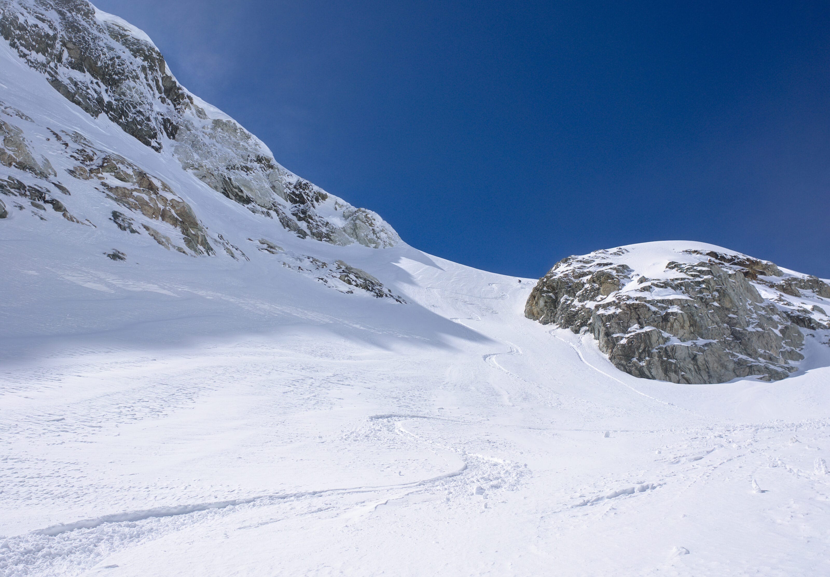 Comprehensive guide to the different ski touring grading systems