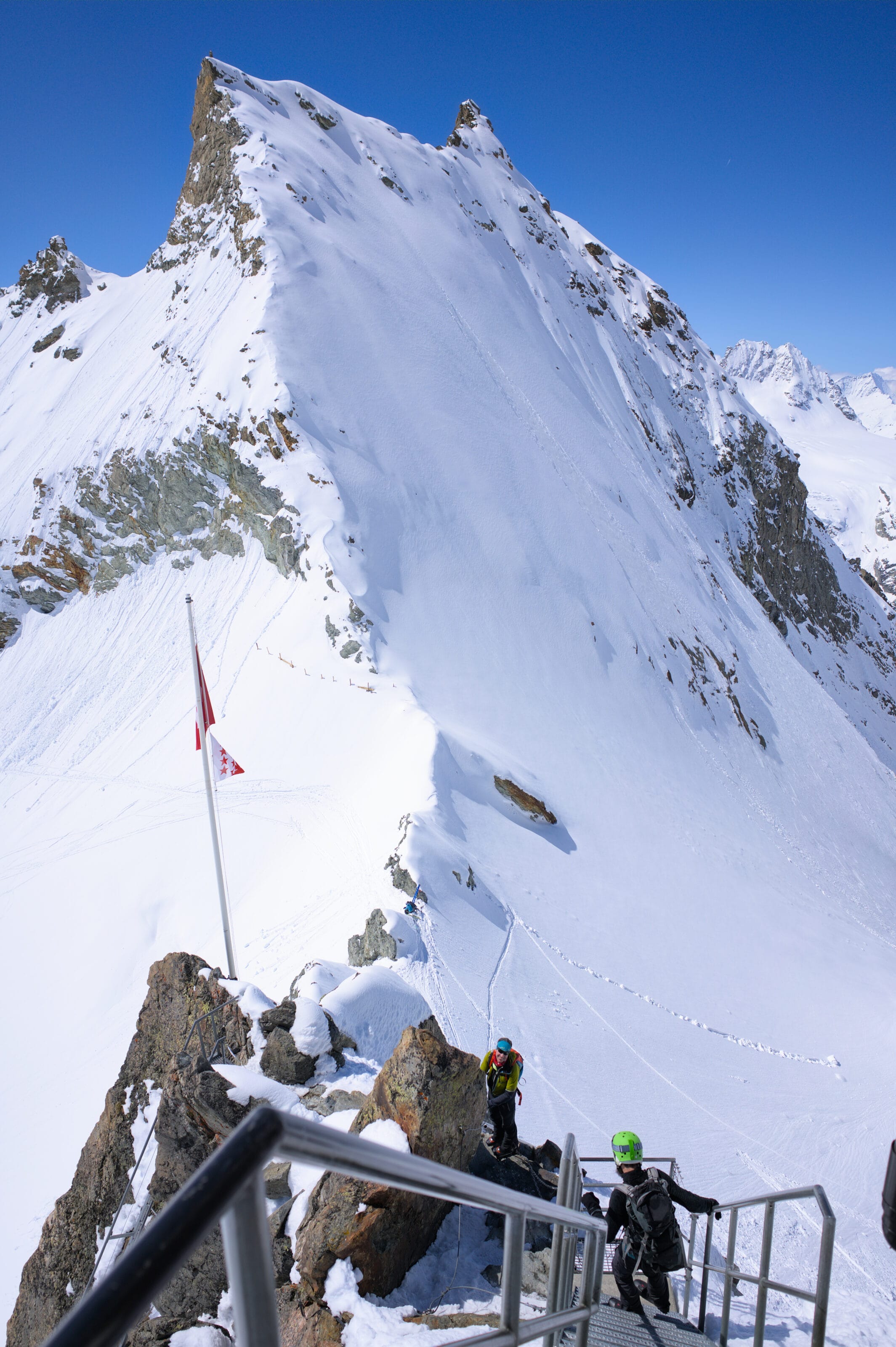 Ski touring repot: going up to Bertol hut from Arolla
