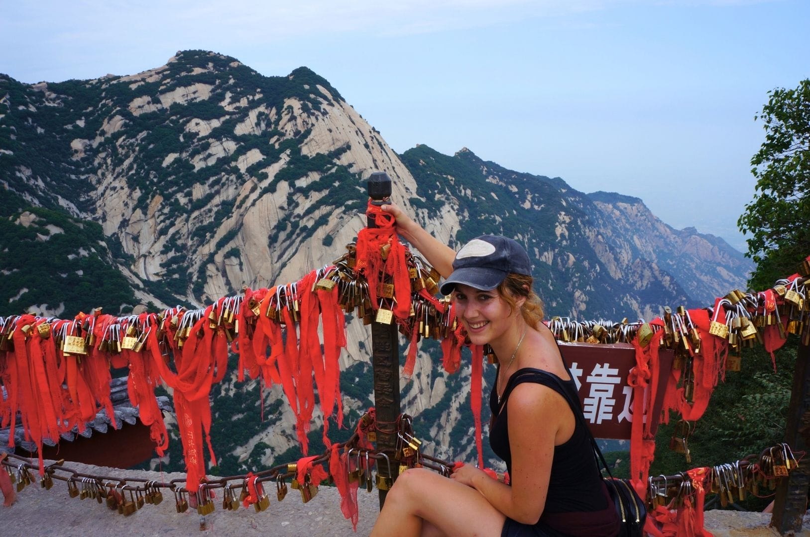 Hiking Mount Hua in China: our complete travel guide