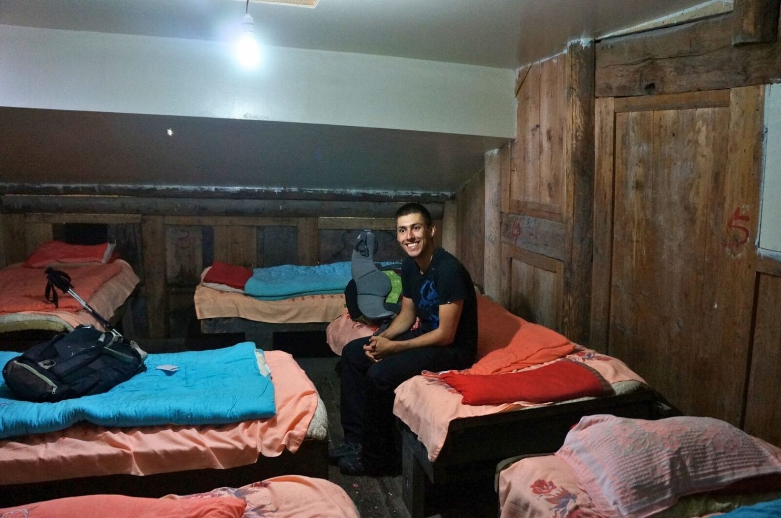 How to visit Mount Emei and hike to the top: our complete guide!